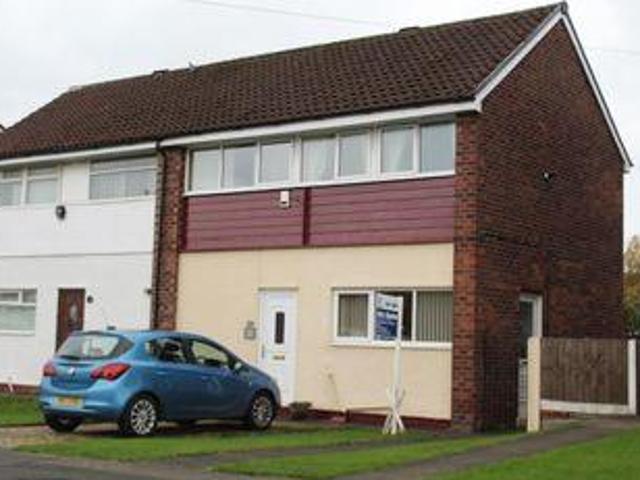 2 Bedrooms Semi detached house for sale in Mossfield Road, Kearsley BL4