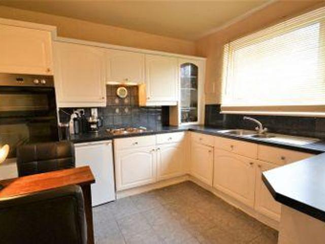 2 Bedrooms Semi detached house for sale in Malcolm Avenue, Swinton, Manchester M27