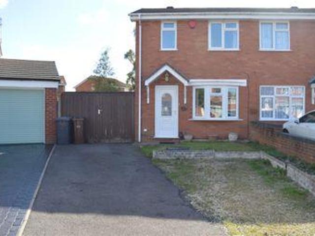 2 Bedrooms Semi detached house for sale in Marden Close, Willenhall WV13