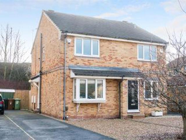 2 Bedrooms Semi detached house for sale in Martindale Drive, Leeds LS13