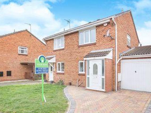 2 Bedrooms Semi detached house for sale in Melrose Drive, Wolverhampton WV6