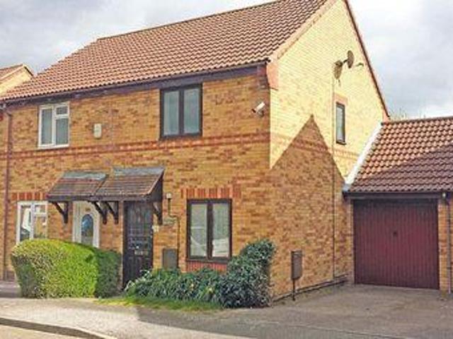 2 Bedrooms Semi detached house for sale in Millbank Place, Kents Hill, Milton Keynes MK7