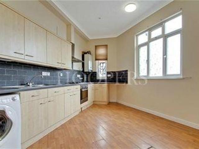 2 Bedrooms Semi detached house for sale in North Circular Road, London NW10