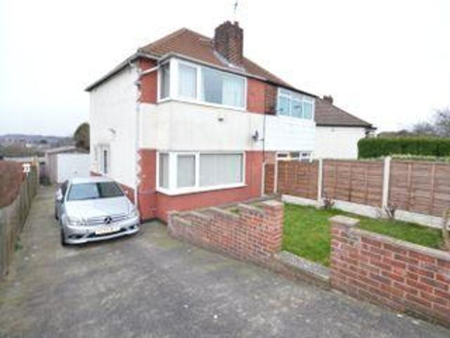 2 Bedrooms Semi detached house for sale in Southleigh Road, Beeston, Leeds LS11