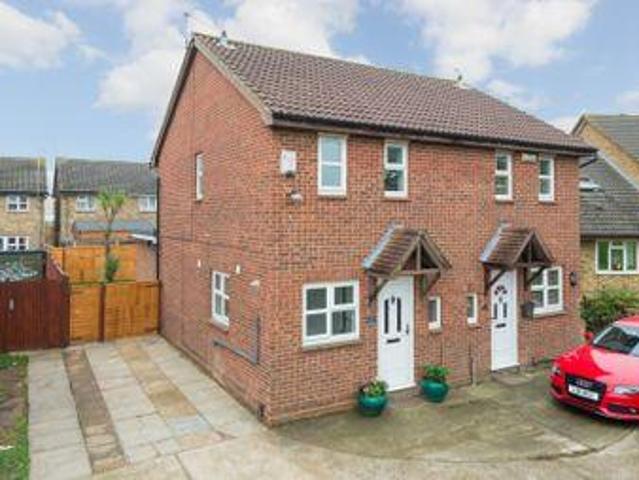 2 Bedrooms Semi detached house for sale in Satis Avenue, Sittingbourne ME10
