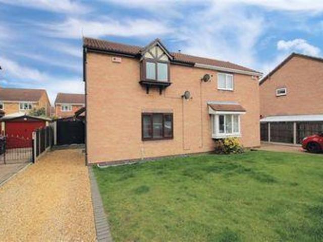 2 Bedrooms Semi detached house for sale in Sandall View, Dinnington, Sheffield, Rotherham S25