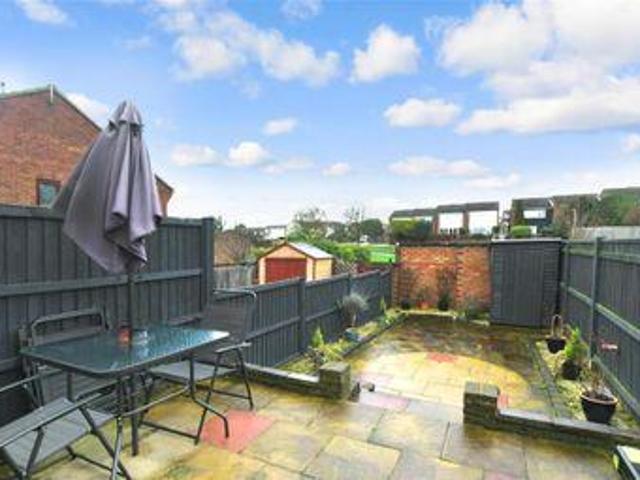 2 Bedrooms Semi detached house for sale in Silverdale, Hartley, Longfield, Kent DA3