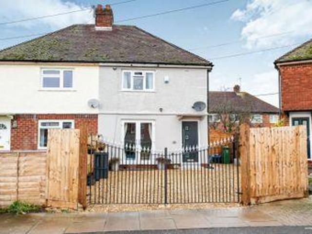 2 Bedrooms Semi detached house for sale in St. Peters Square, Cheltenham GL51