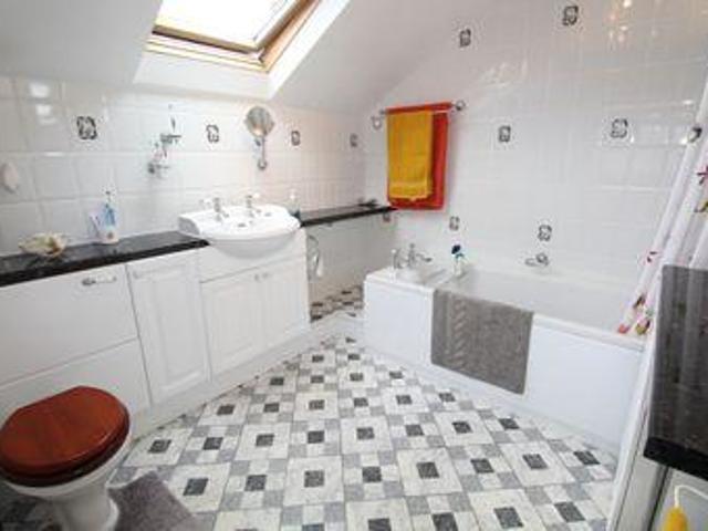 2 Bedrooms Semi detached house for sale in Station Road, Tempsford SG19