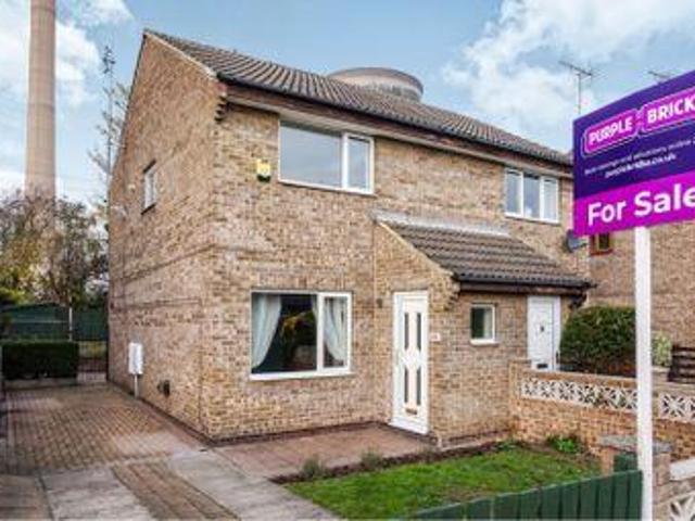 2 Bedrooms Semi detached house for sale in Pollards Fields, Knottingley WF11