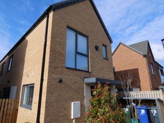 2 Bedrooms Semi detached house for sale in Paddock View, Doncaster DN1