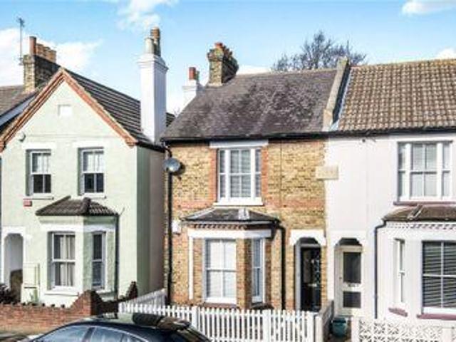 2 Bedrooms Semi detached house for sale in Park End, Bromley BR1
