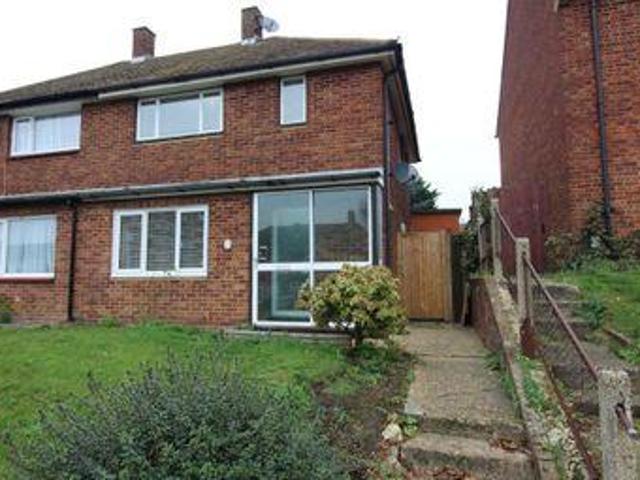 2 Bedrooms Semi detached house for sale in Petten Grove, Orpington, Kent BR5