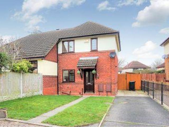 2 Bedrooms Semi detached house for sale in Pearce Close, Dudley DY1