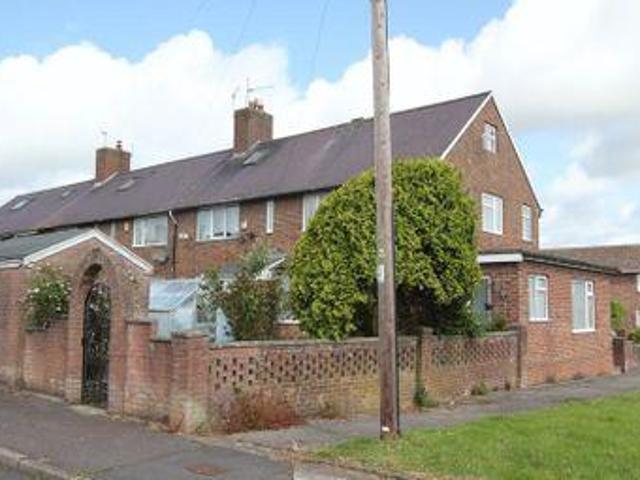 2 Bedrooms Semi detached house for sale in Pinewood Square, St. Athan, Barry CF62