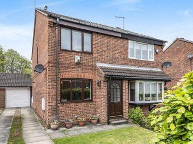 2 Bedrooms Semi detached house for sale in Plane Tree Avenue, Alwoodley, Leeds LS17