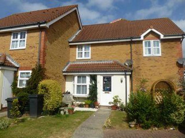 2 Bedrooms Semi detached house for sale in Quebec Close, Eastbourne BN23