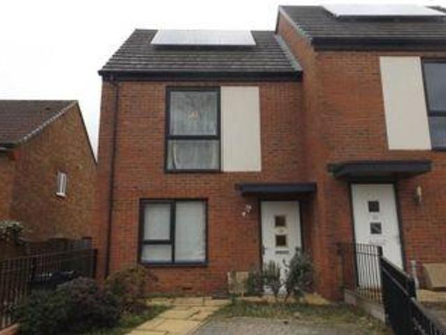 2 Bedrooms Semi detached house for sale in Raven Hays Road, Northfield, Birmingham, West Midlands B31