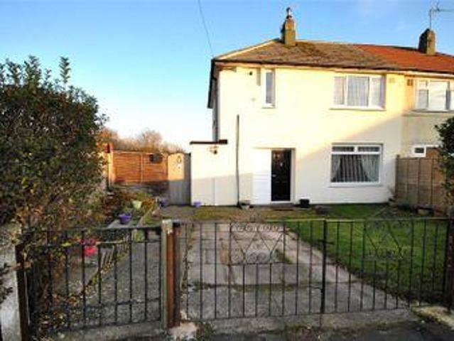 2 Bedrooms Semi detached house for sale in Raynel Drive, Adel, Leeds, West Yorkshire LS16