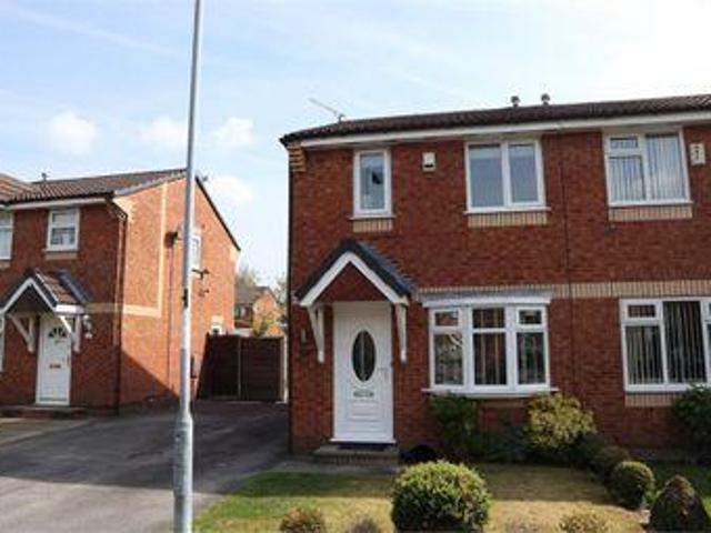 2 Bedrooms Semi detached house for sale in Riverside Road, Radcliffe, Manchester, Lancashire M26