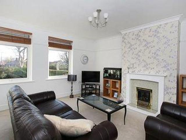 2 Bedrooms Semi detached house for sale in Ridgeway Drive, Sheffield, South Yorkshire S12