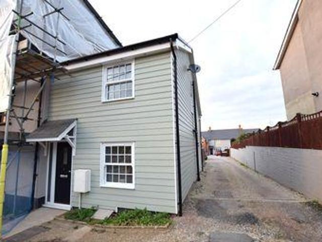 2 Bedrooms Semi detached house for sale in Rifle Hill, Braintree, Essex CM7