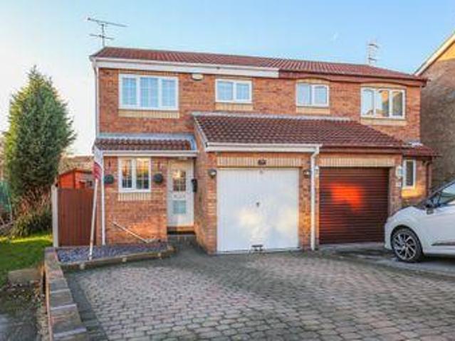 2 Bedrooms Semi detached house for sale in Rufford Rise, Sothall, Sheffield S20