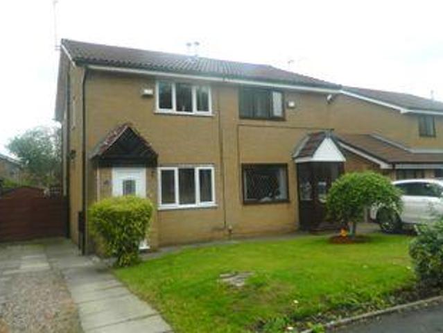 2 Bedrooms Semi detached house for sale in Woodhill Road, Bury BL8