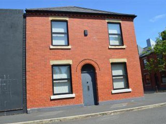 2 Bedrooms Semi detached house for sale in Wall Street, Salford M6