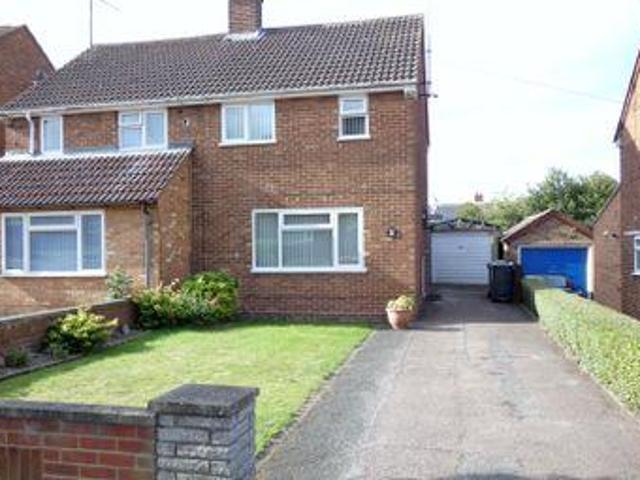 2 Bedrooms Semi detached house for sale in Wellfield Avenue, Luton LU3