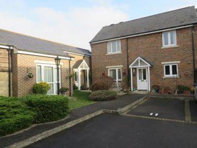 2 Bedrooms Semi detached house for sale in Wessex Way, Bicester OX26