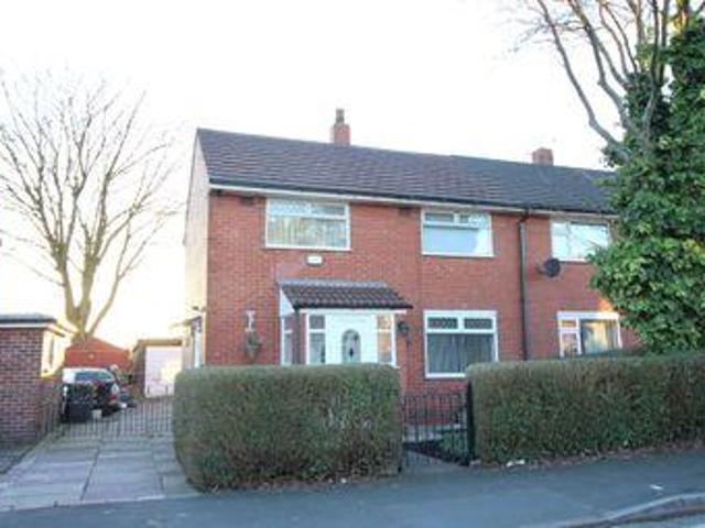 2 Bedrooms Semi detached house for sale in Whitefield Road, Bury BL9