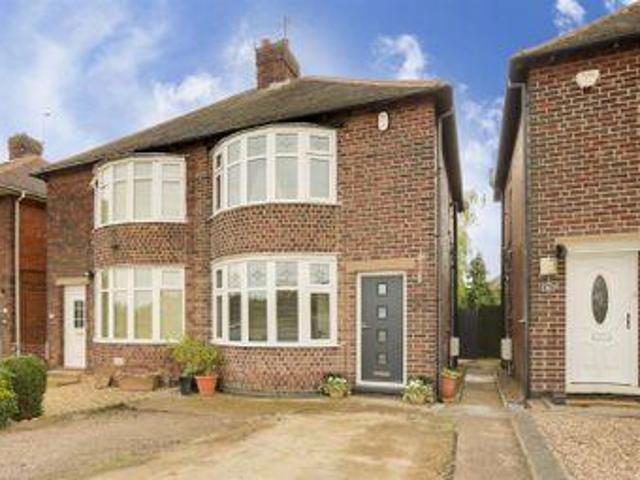 2 Bedrooms Semi detached house for sale in Wighay Road, Hucknall, Nottinghamshire NG15