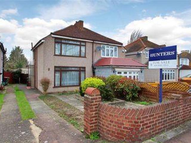 2 Bedrooms Semi detached house for sale in Wyncham Avenue, Sidcup, Kent DA15