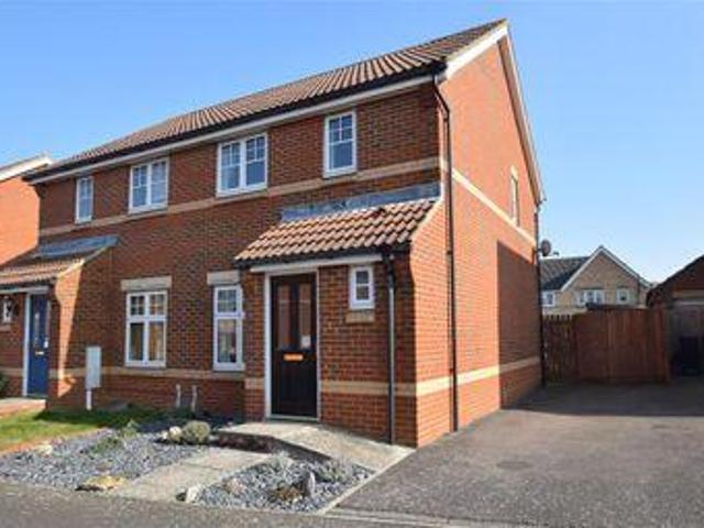 2 Bedrooms Semi detached house for sale in Tattershall Road, Maidstone, Kent ME15