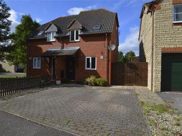 2 Bedrooms Semi detached house for sale in The Cloisters, Bishops Cleeve GL52