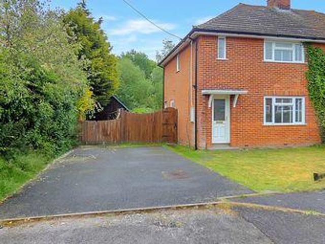 2 Bedrooms Semi detached house for sale in The Crescent, Great Horkesley, Colchester, Essex CO6