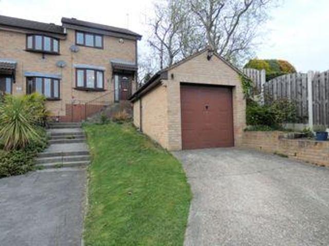 2 Bedrooms Semi detached house for sale in Thorpefield Close, Thorpe Hesley, Rotherham S61