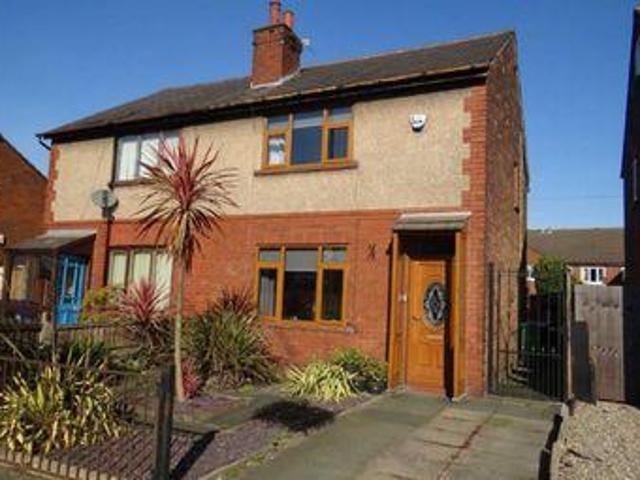 2 Bedrooms Semi detached house for sale in Twist Lane, Leigh, Lancashire WN7