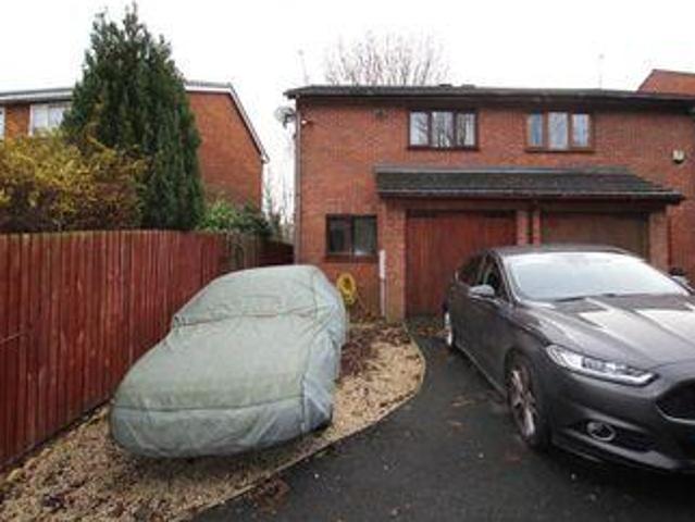 2 Bedrooms Semi detached house for sale in Ullrik Green, Birmingham B24