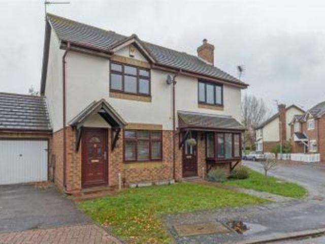 2 Bedrooms Semi detached house for sale in Vaughan Drive, Church Milton, Sittingbourne ME10