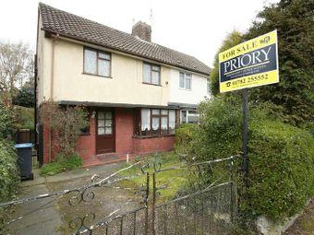 2 Bedrooms Semi detached house for sale in Villa Close, Biddulph, Stoke On Trent ST8