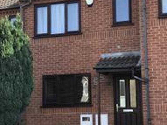 2 Bedrooms Terraced house for rent in Maplebeck Court, Derby DE1