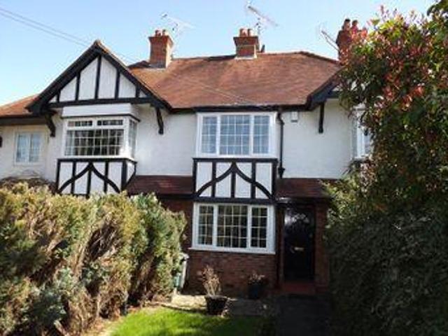 2 Bedrooms Terraced house for rent in Mill Road, Marlow, Buckinghamshire SL7