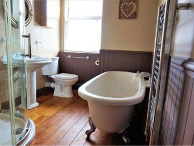 2 Bedrooms Terraced house for rent in Moreton Road South, Luton LU2