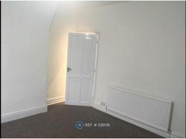 2 Bedrooms Terraced house for rent in Old Road, Hyde SK14