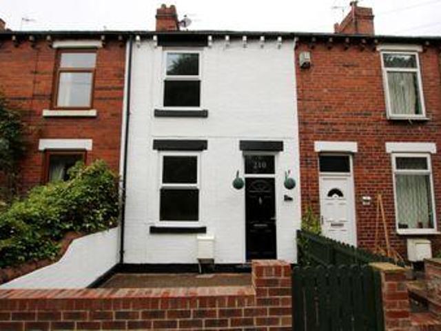 2 Bedrooms Terraced house for rent in Aberford Road, Stanley, Wakefield WF3