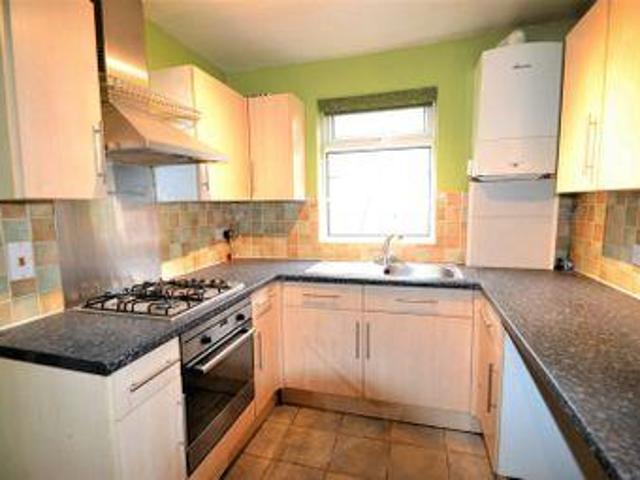 2 Bedrooms Terraced house for rent in Alpha Street West, Salford M6