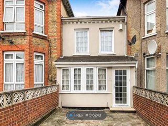 2 Bedrooms Terraced house for rent in Argyle Road, Ilford IG1