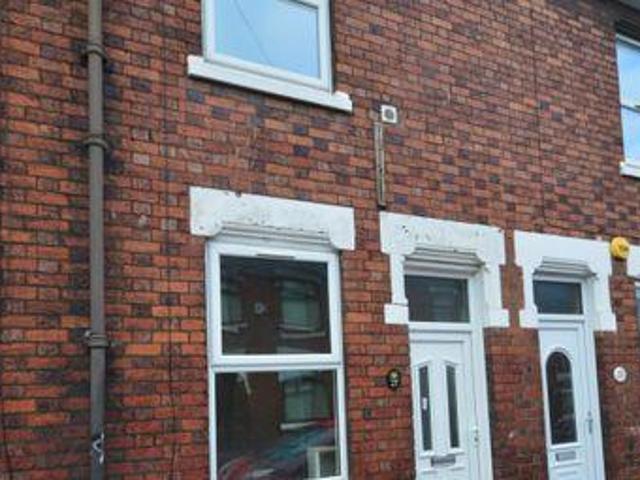 2 Bedrooms Terraced house for rent in Beardmore Street, Fenton, Stoke On Trent ST4